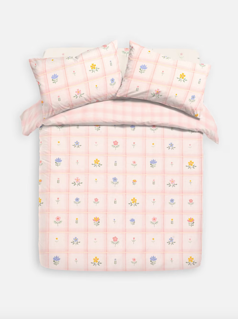 Primark’s £22 reversible pink bedding set ticks off two trends in one ...
