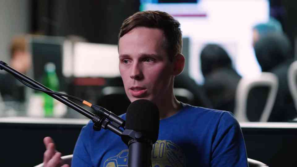 Hacker reveals why free Wi-Fi is so dangerous