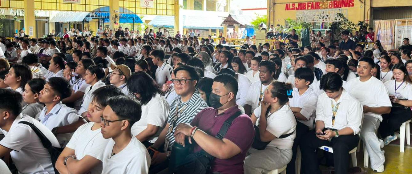 DepEd, DOLE roll out one-stop job fairs to aid SHS, ALS graduates