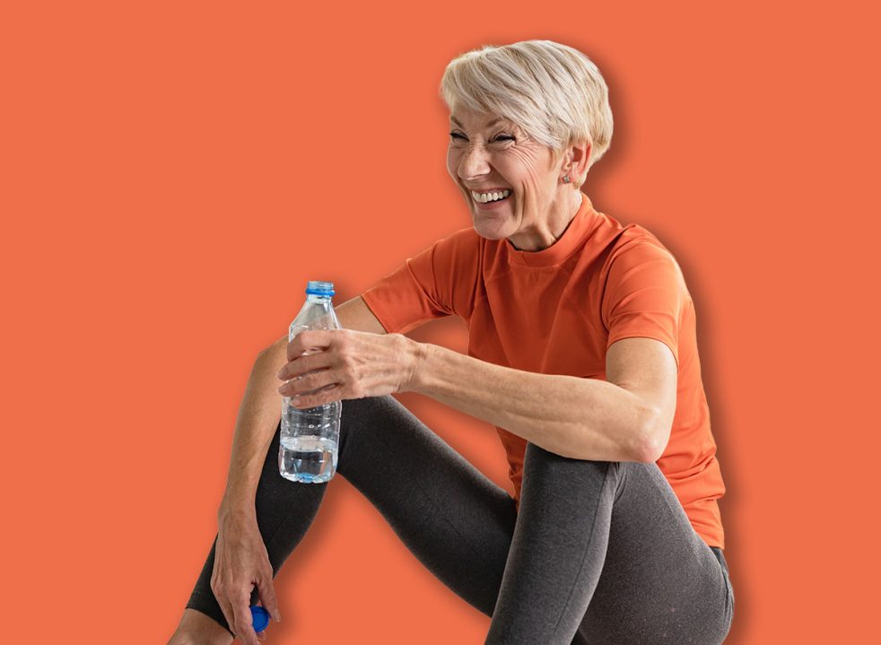 I'm a fitness expert and here are 5 chair exercises that restore leg ...
