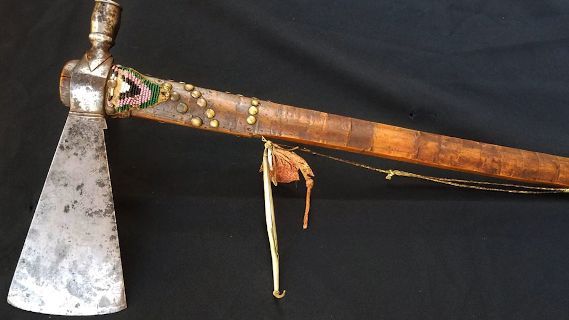5 types of weapons used by the Native Americans - before guns took over