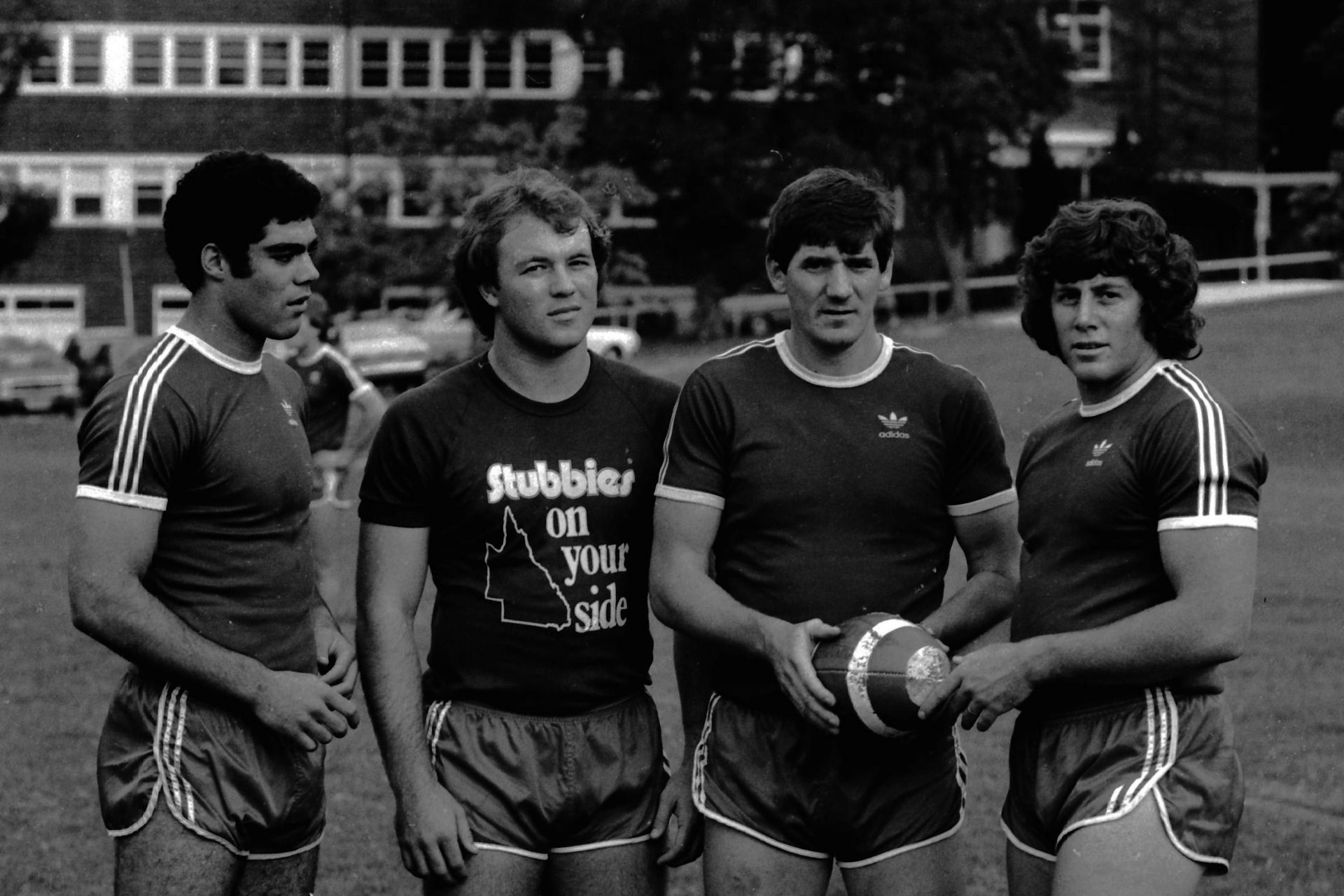 10 fashion trends that started in Australia
