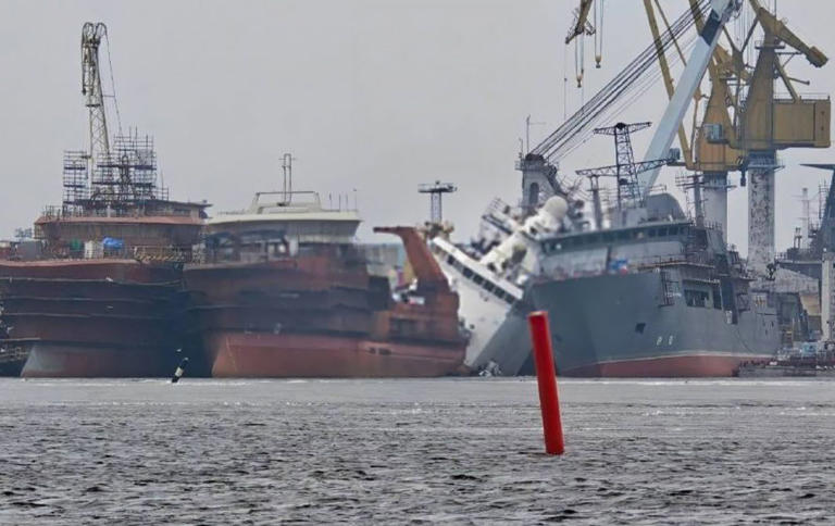 Ukraine hits rare FSB combat icebreaker in precision strike