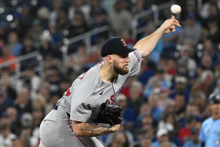 Red Sox give updates on their injured starting pitchers