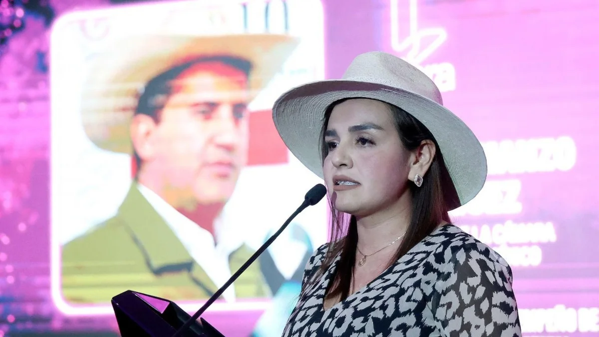 Grecia Quiroz levanta la mano para la gubernatura de Michoacán; no ...
