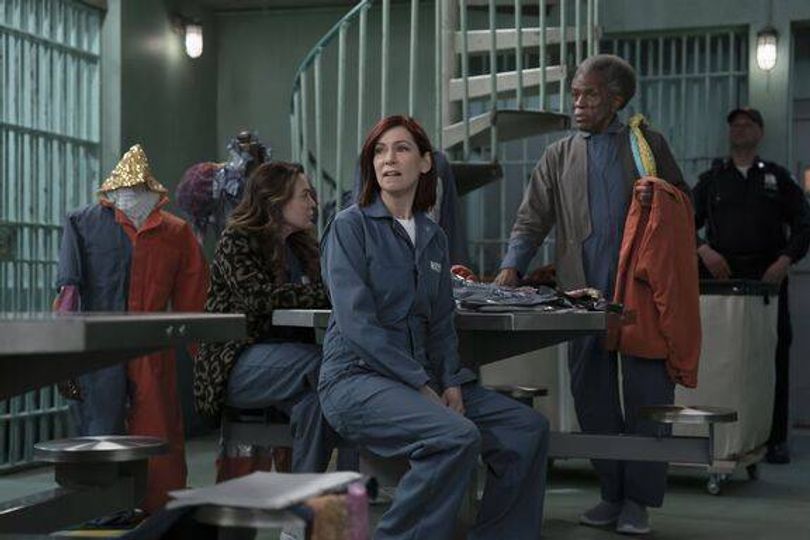 CBS fans rage as network suddenly pulls four shows from Thursday night ...