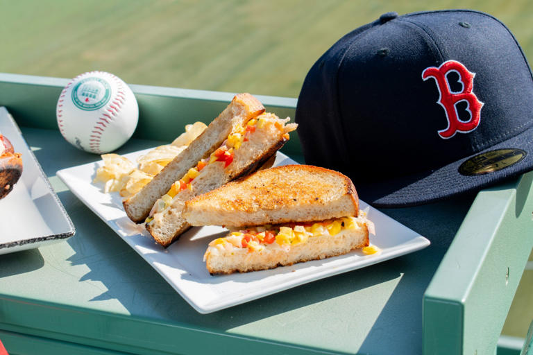 Fenway Park offers 4 new food concessions, including lobster poutine