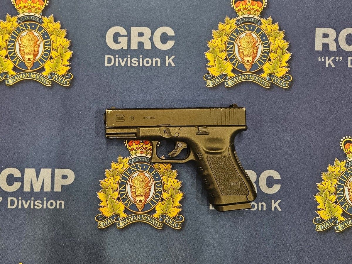 RCMP charge Wabamun man in September 2025 armed robbery investigation