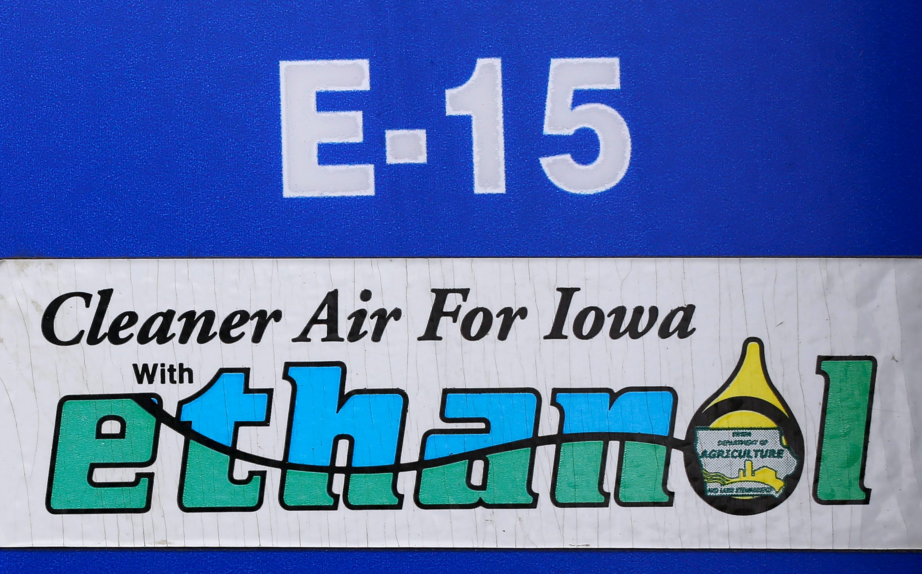 US issues E15 gasoline waiver to ease gas pump prices