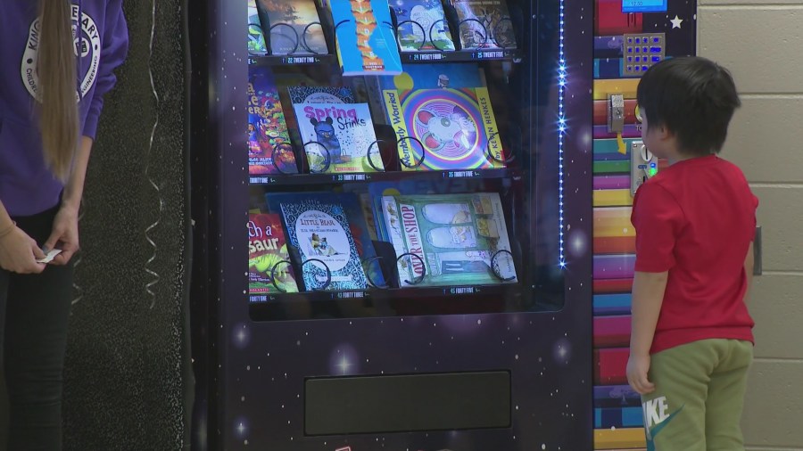 Wisconsin elementary school unveils book vending machine