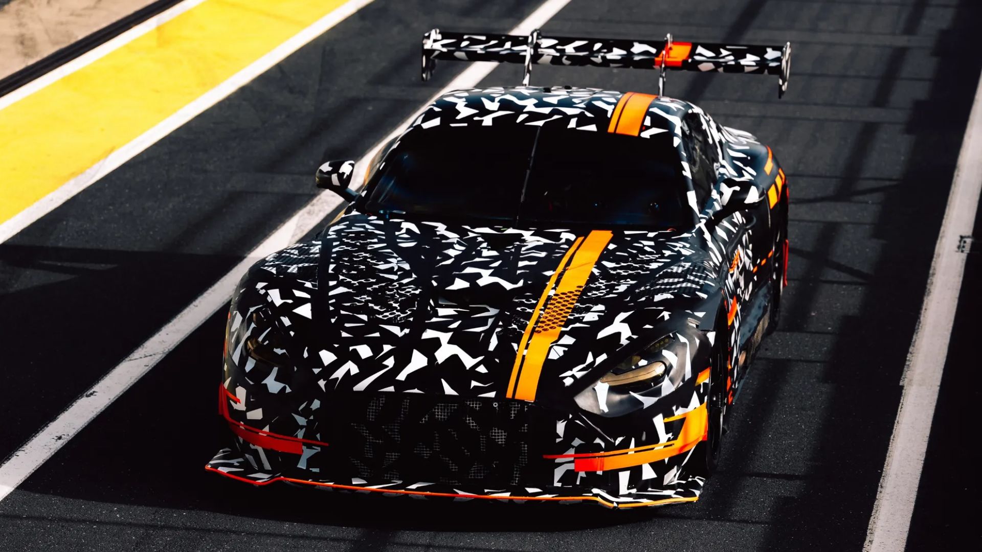 Photos: Mercedes-AMG unveils new color coding for GT range, targets ...