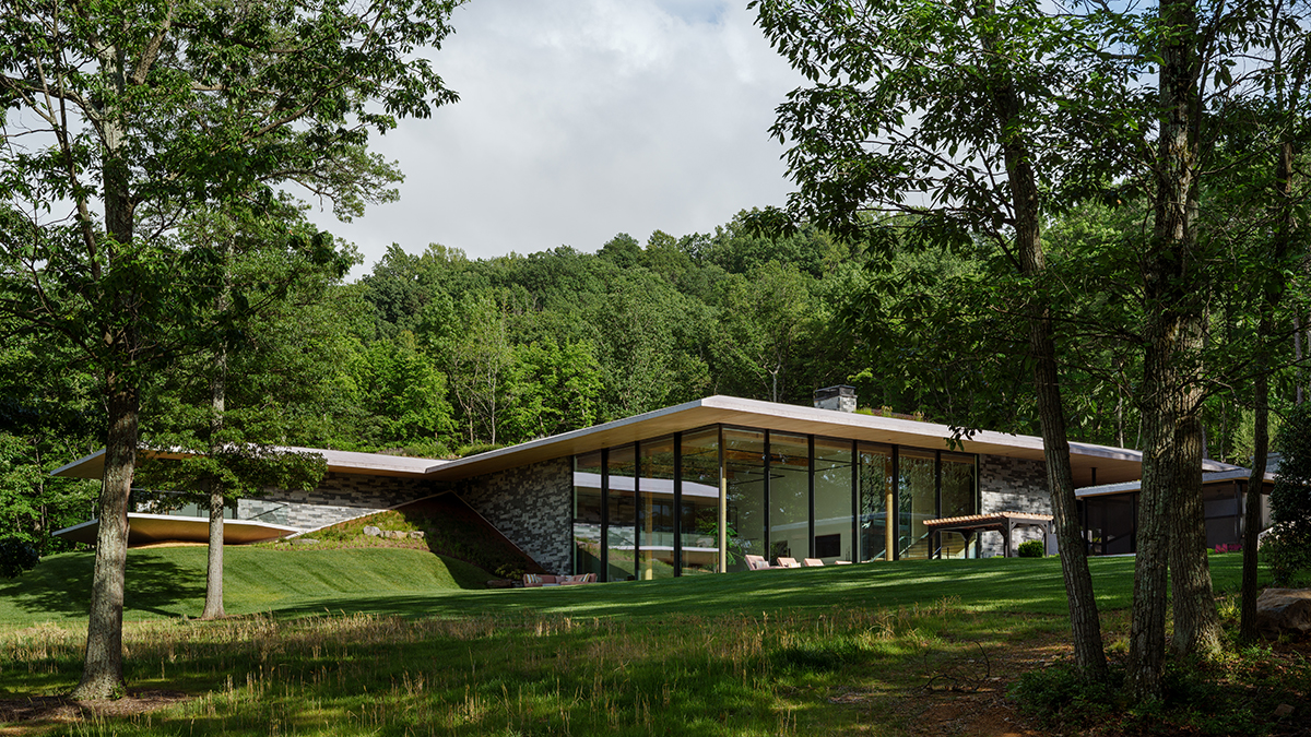 Blue Ridge Mountain home in photos