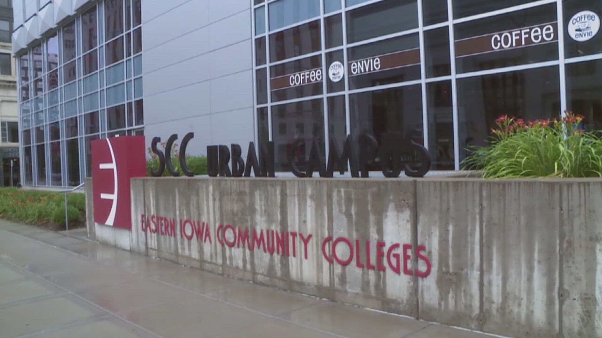 EICC recognizing Community College Month with free classes in April