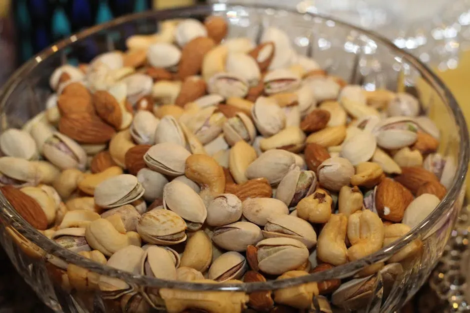 8 foods that help lower cholesterol naturally
