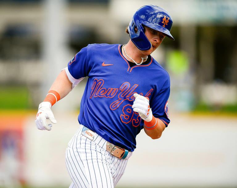 NY Mets announce opening day roster for 2026. Who gets the final spots?