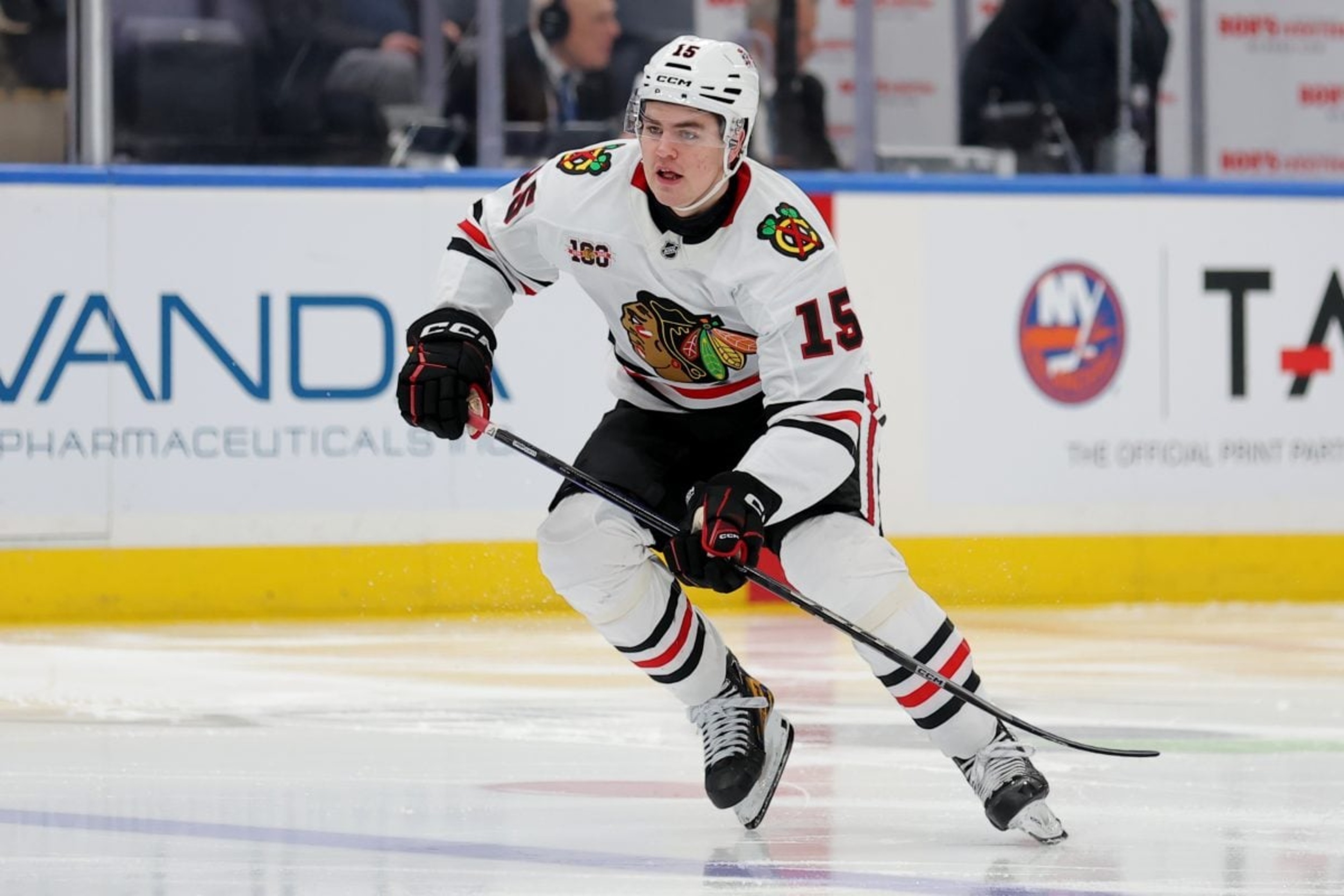 Blackhawks news & rumors: Injury updates, Frondell, physicality & more