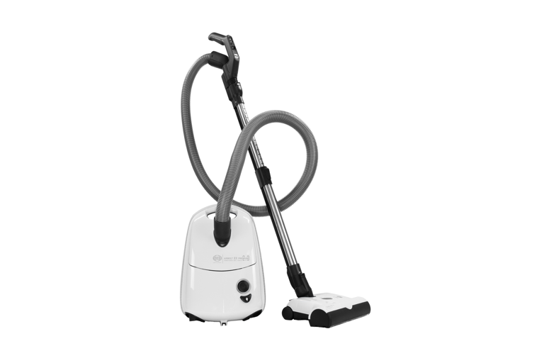 Best cylinder vacuums 2026, tested by an expert in a real home