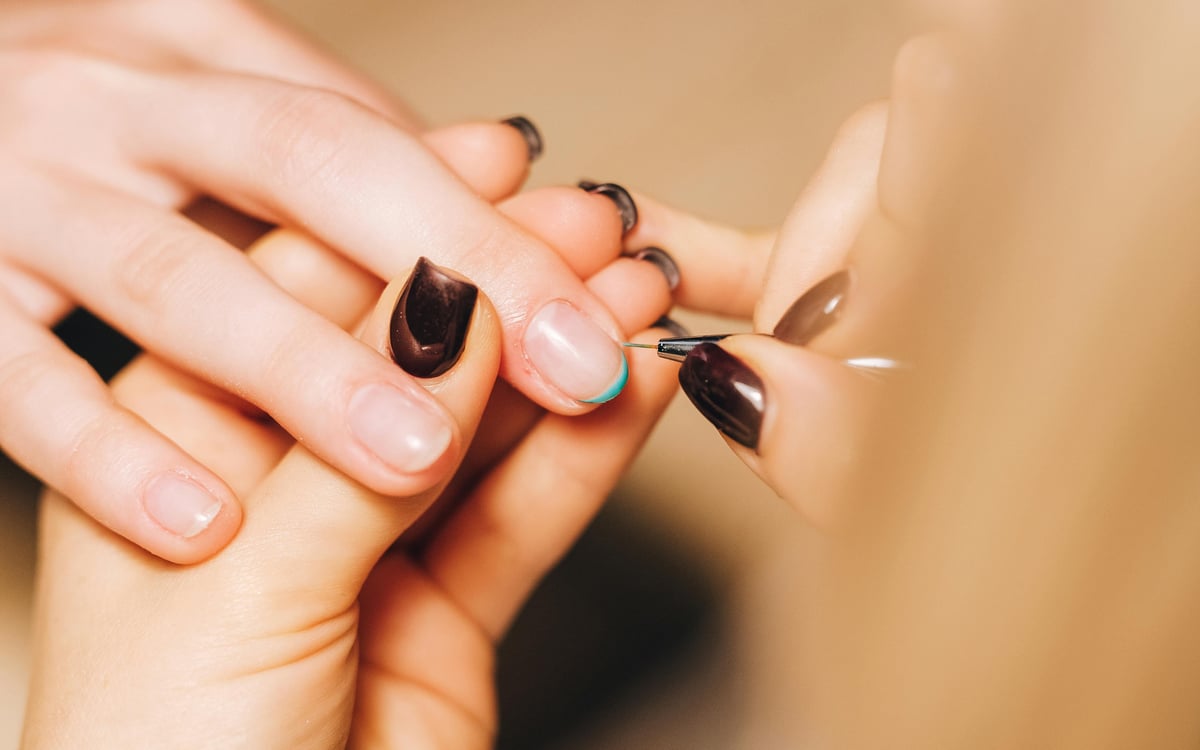 How Mylee takes fragile nails from brittle to unbreakable in two weeks