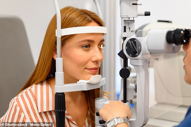 The floaters in your vision are more than just a nuisance... new study ...