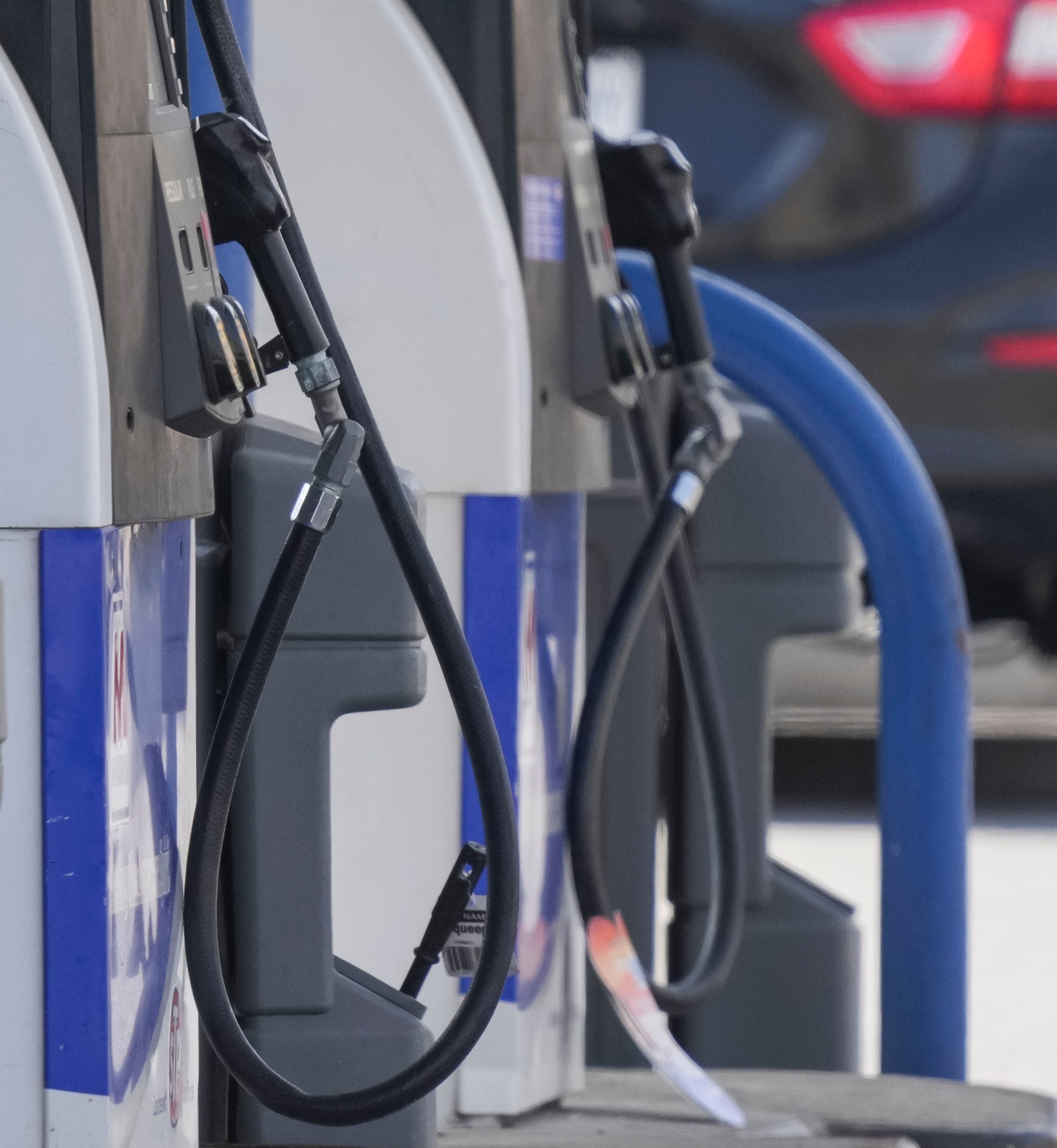 If Trump suspends the federal gas tax, what will Indiana drivers save?