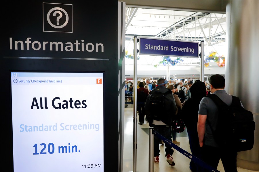How to check TSA wait times at DCA, IAD, BWI amid shutdown impacts