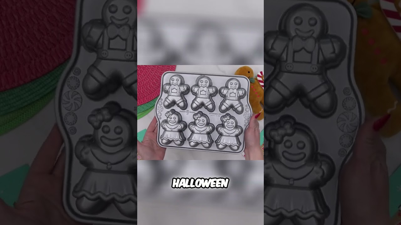 Viral pizza pockets using gingerbread pan! #shorts