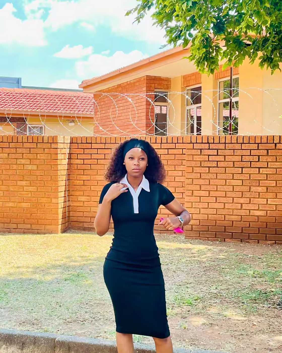 Monkeys chased a Pretoria student across campus, and Mzansi cannot stop ...