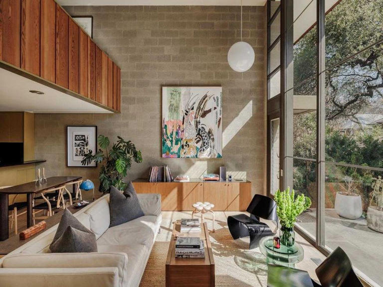 Annual tour peeks inside 10 historic Austin homes in 2026