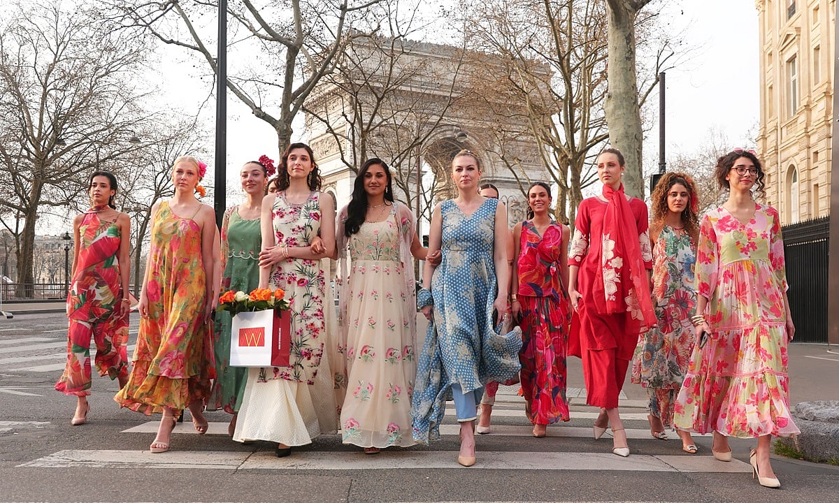 India's everyday fashion takes global runway
