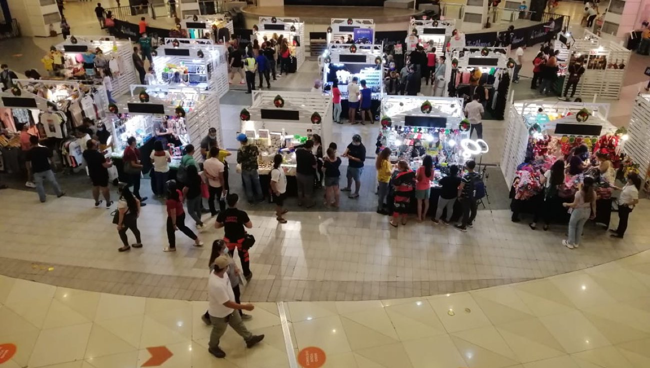 Look: Mall hours adjusted for Holy Week observance