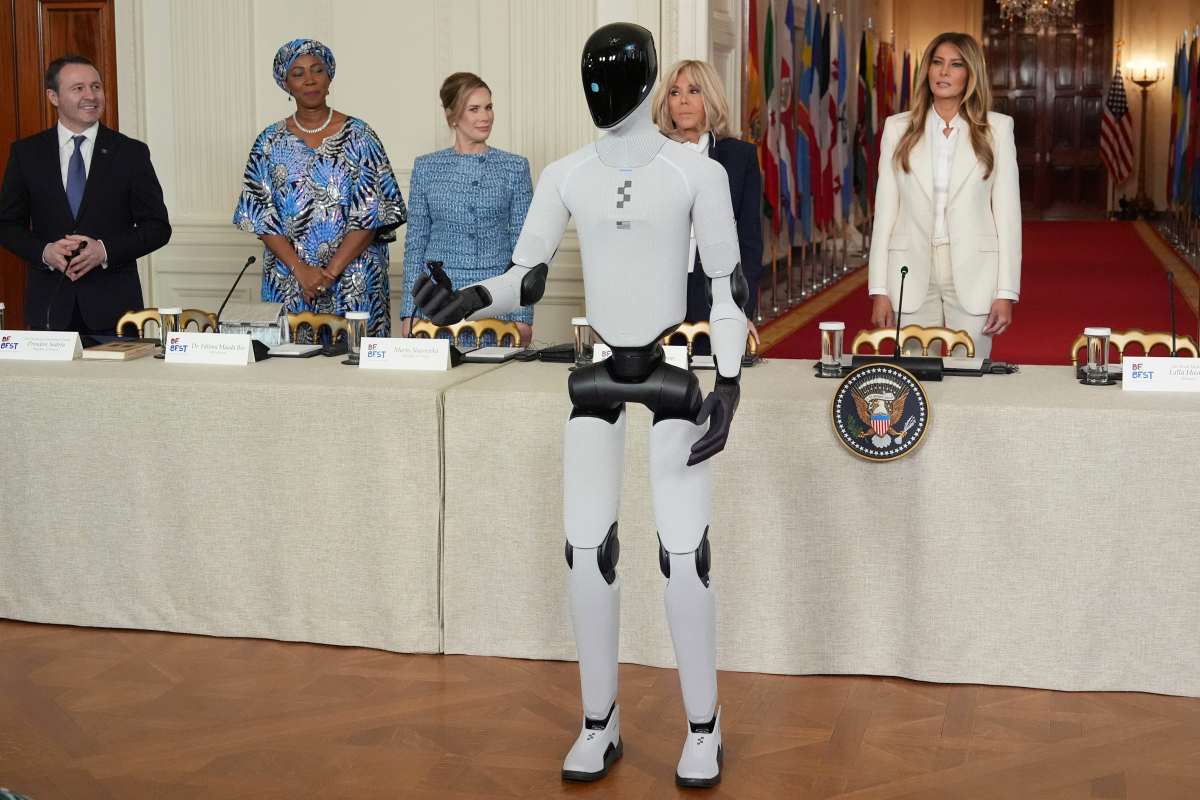 Melania Trump brings AI-powered humanoid robot to her Fostering the ...