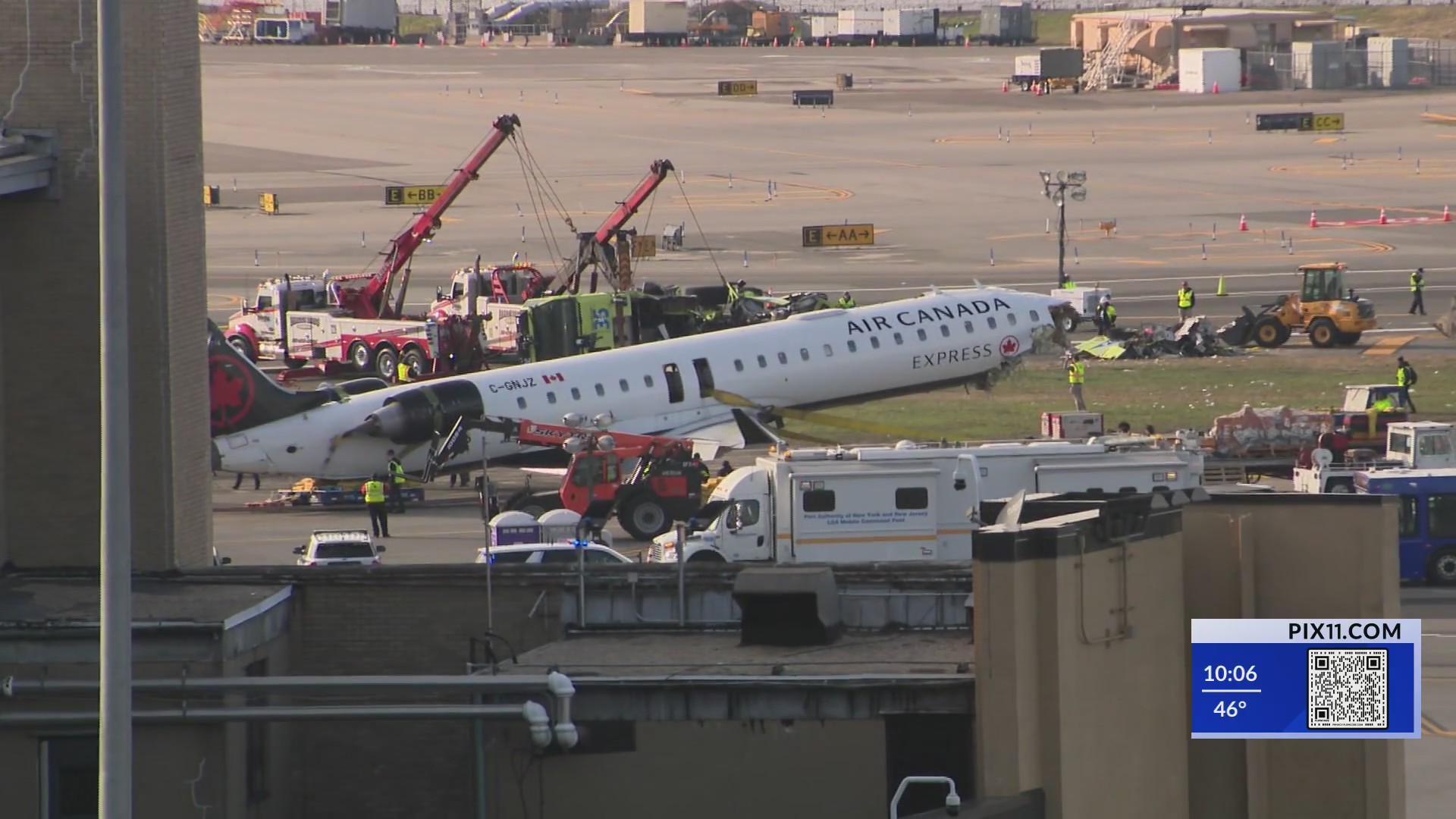 Mangled plane in LaGuardia crash is towed from runway as most injured ...