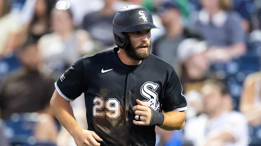 White Sox full Opening Day roster includes surprising end to spring ...