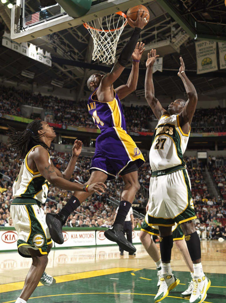 NBA votes to begin expansion process, bring Sonics back to Seattle ...