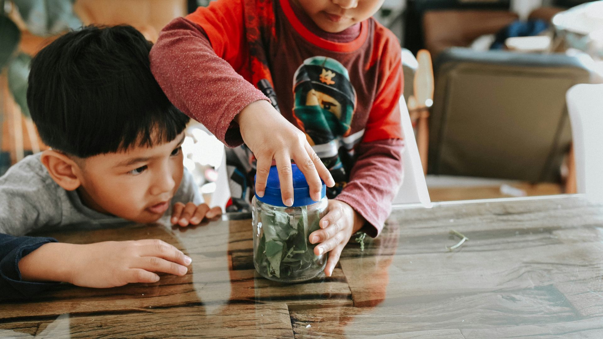 20 methods to teach money basics to young adults