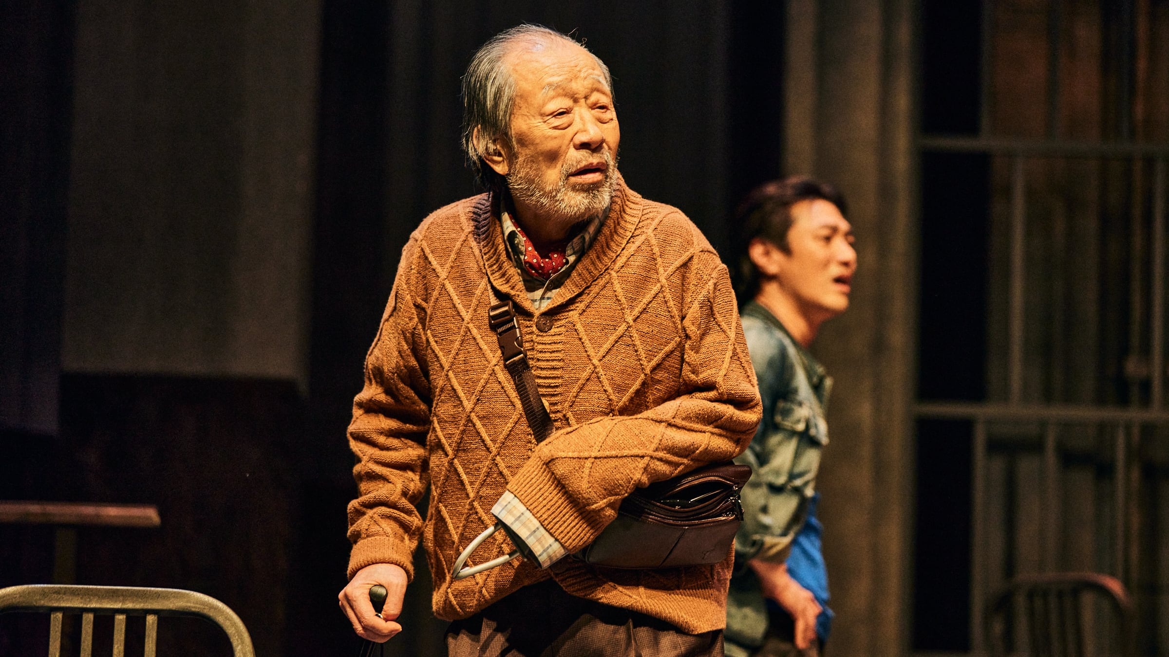 90-year-old Shin Goo dazzles in director Jang Jin's stage tribute