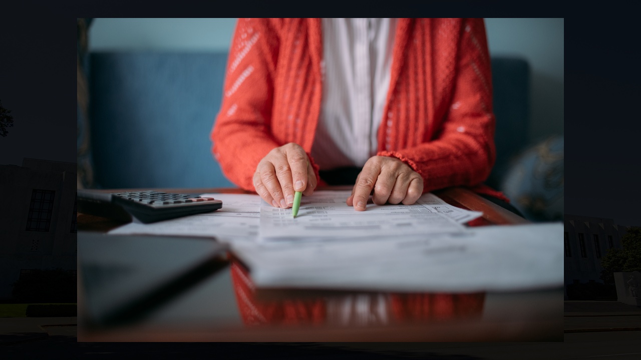 Oregon becomes latest state to require menopause coverage