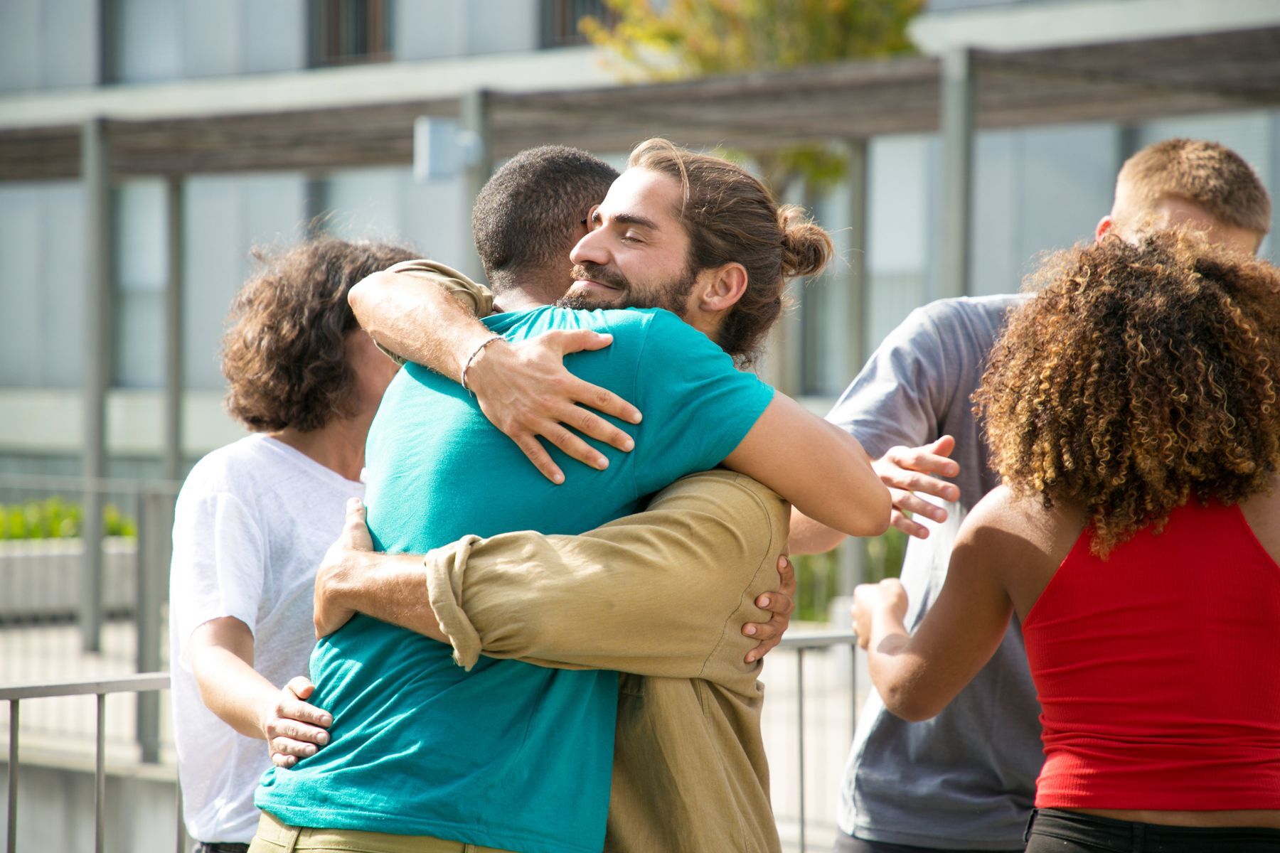 How hugging positively impacts your physical and mental well-being