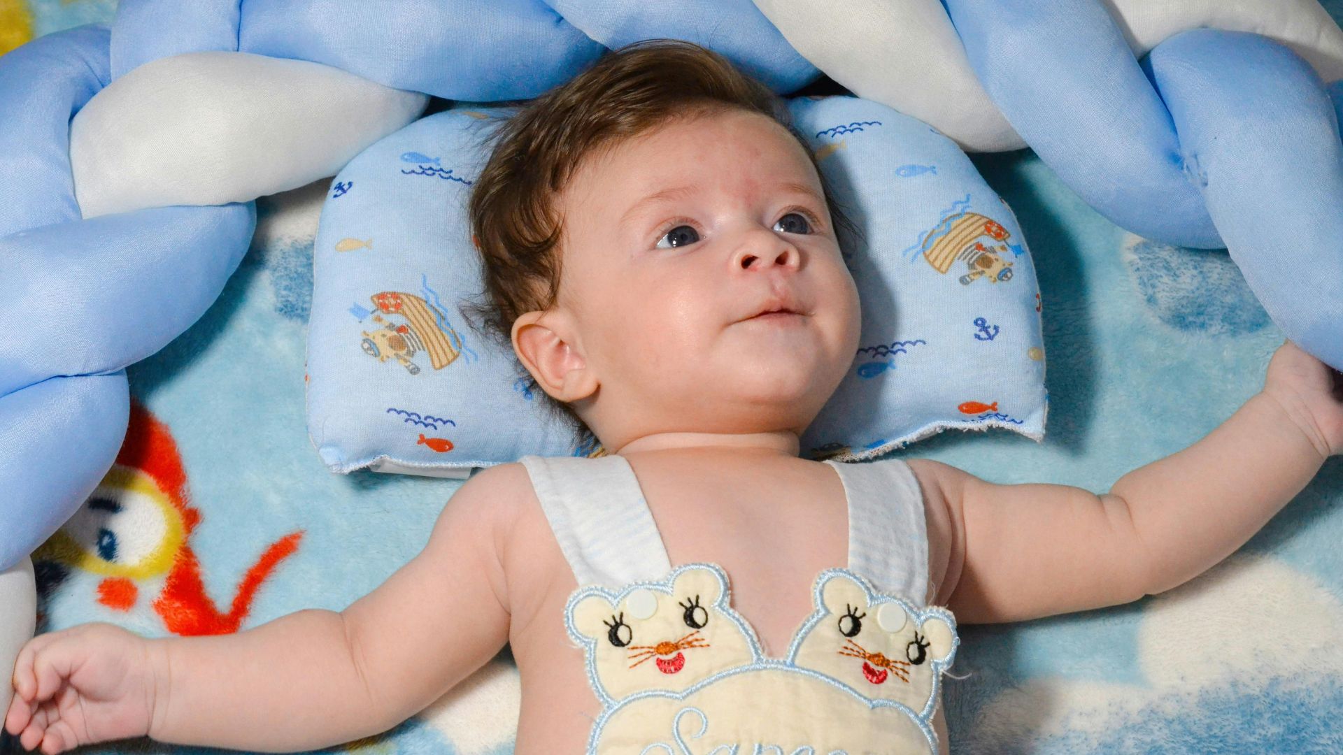 10 boy names that sound strong & 10 girl names that sound soft