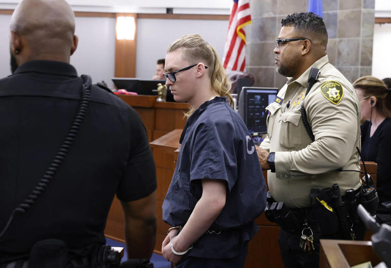 Amid tense courtroom, judge scolds defendant in 215 road rage shooting