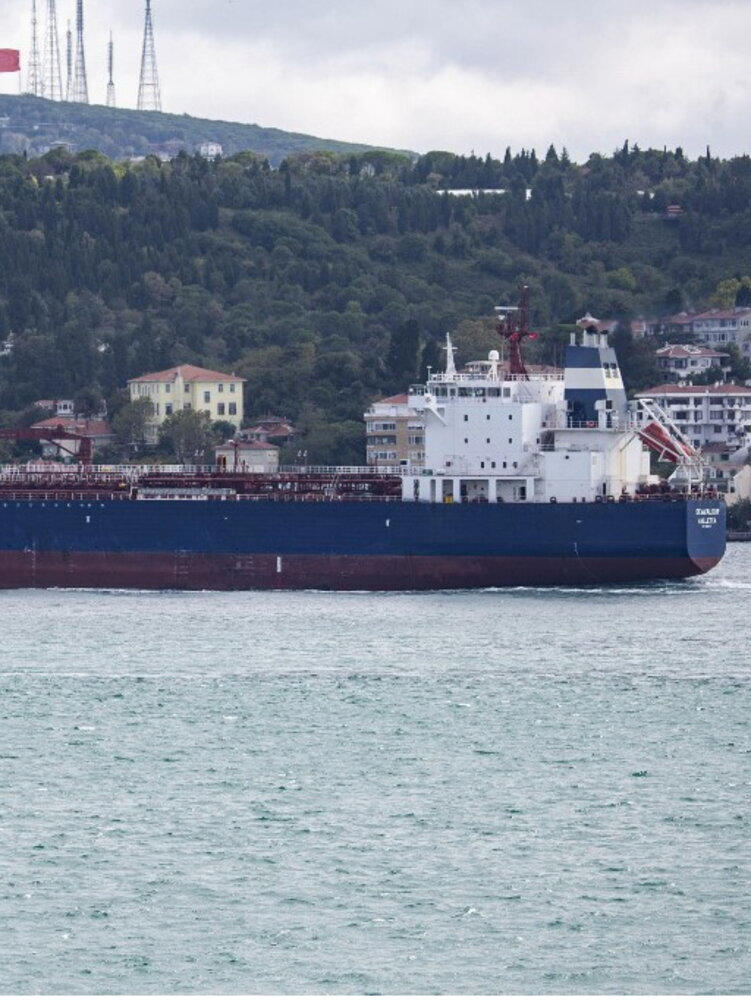 Mar Nero, attaccata una petroliera turca carica di greggio
