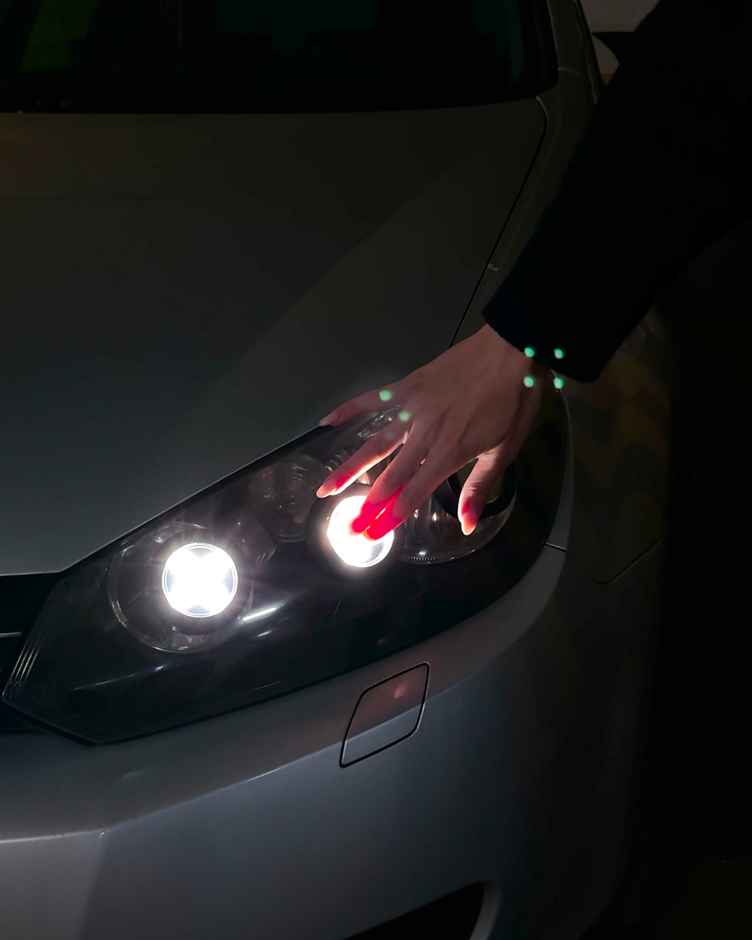 Broke headlight? Here’s a bright idea 😎