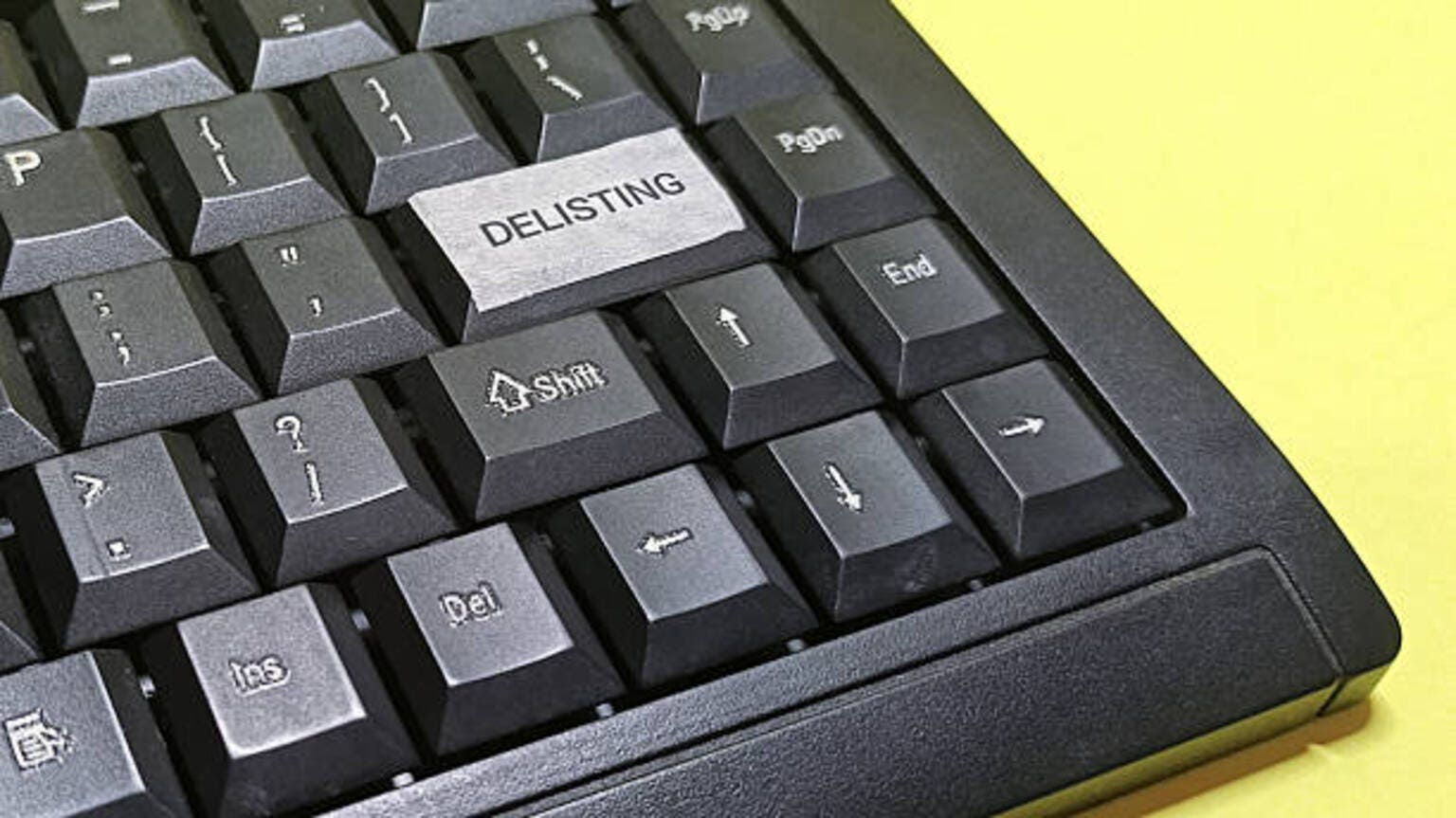 FiscalNote shares to be delisted from NYSE; stock falls