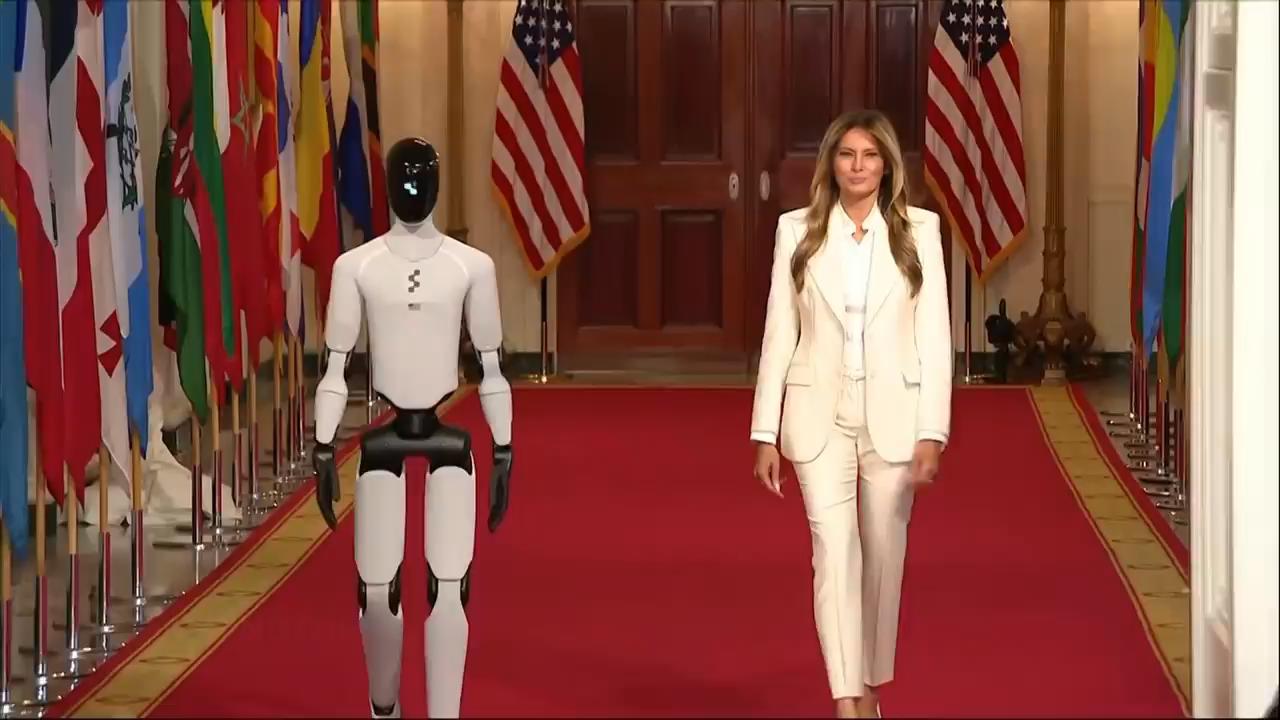Melania Trump brings humanoid robot to event to boost education and ...