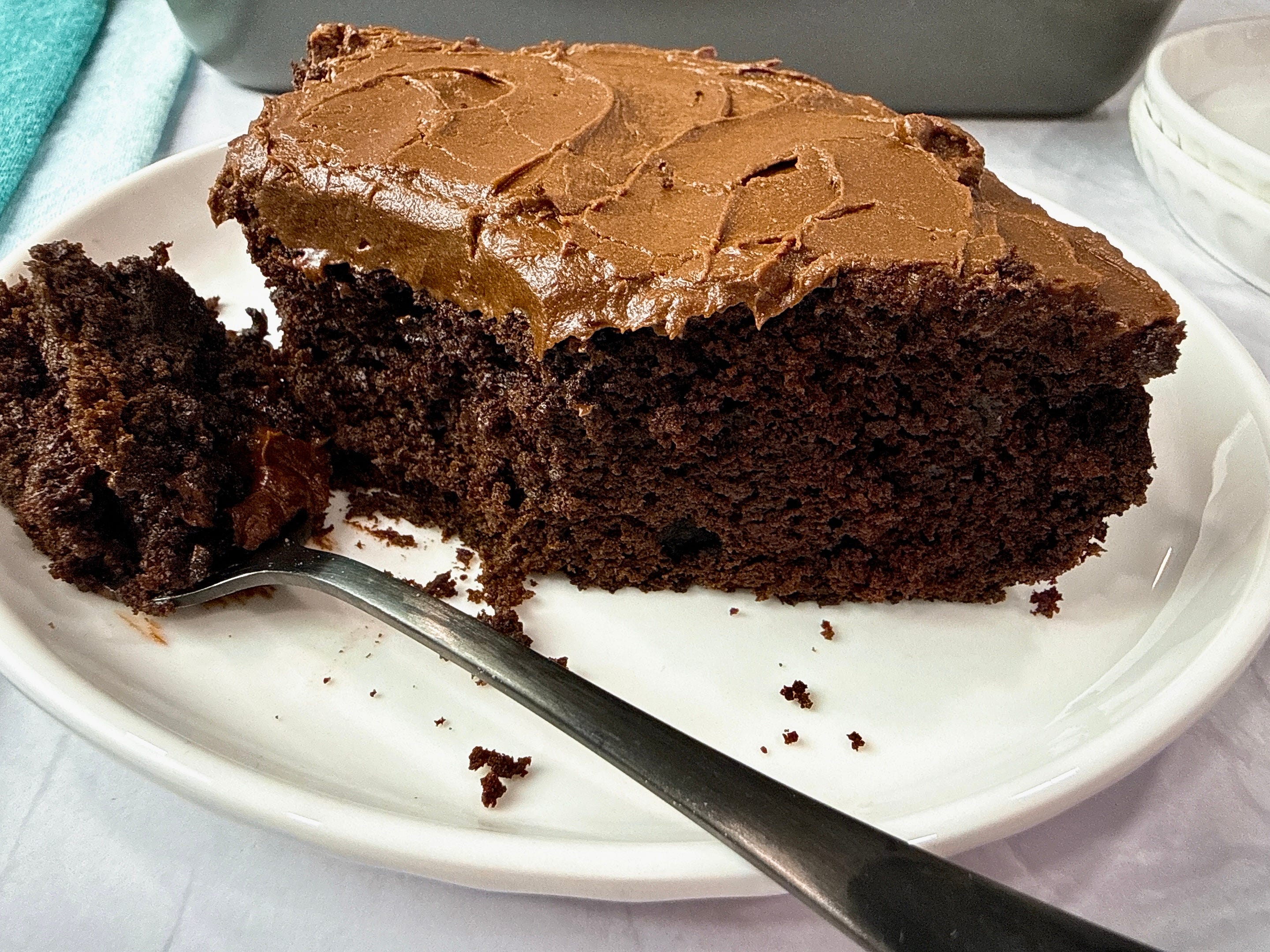 How to bake a cake? Try this never-fail chocolate cake recipe