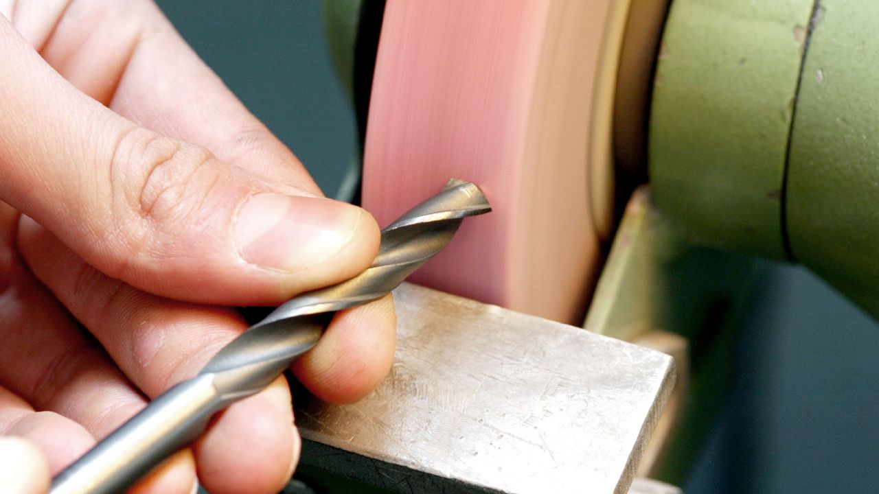 Sharpen a drill bit quickly and easily with this guide
