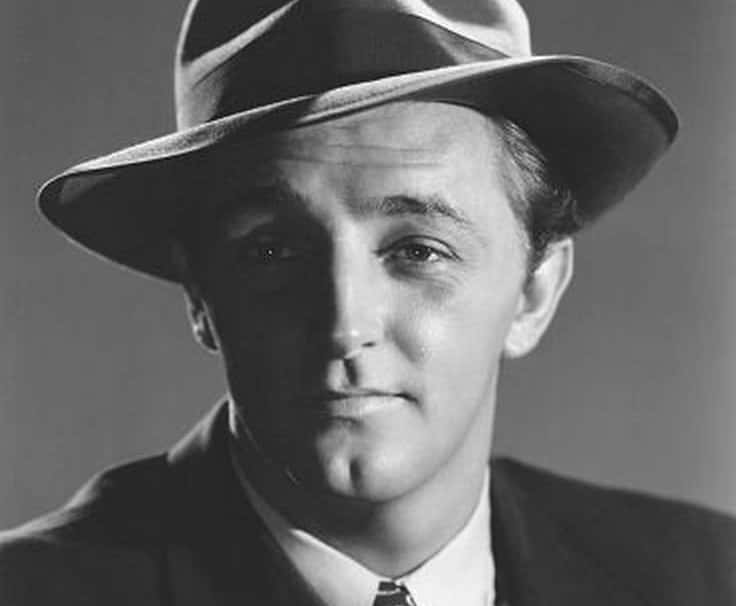Robert Mitchum struck fear into audiences as a film noir villain—but ...