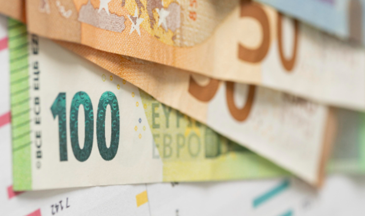 Νέο επίδομα 1.000 ευρώ: Ποιες μητέρες το παίρνουν