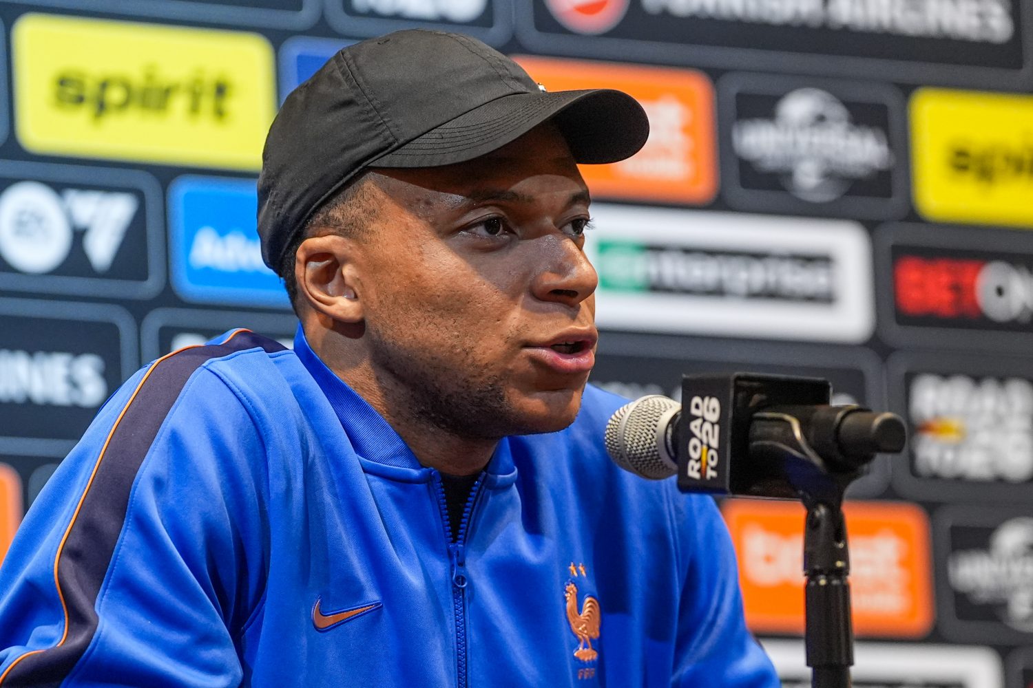 Brazil vs France – Mbappé bows to Dembélé