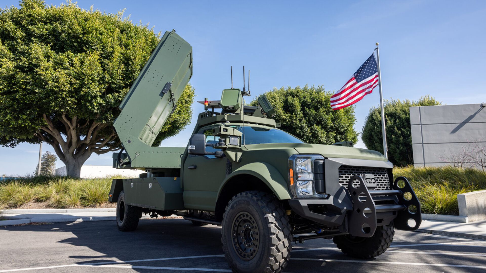 US unveils new self-driving microwave weapon that can take down entire ...